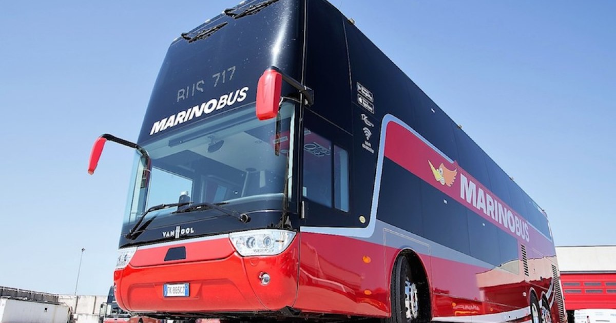 MarinoBus plaude al successo finale del primo hackathon su bus