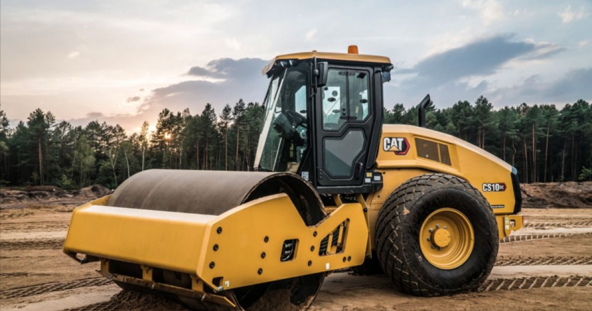 Caterpillar expands its single drum vibratory soil compactor line
