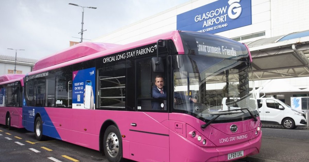 Tre Enviro200EV per il Glasgow Airport: collegano con il parcheggio
